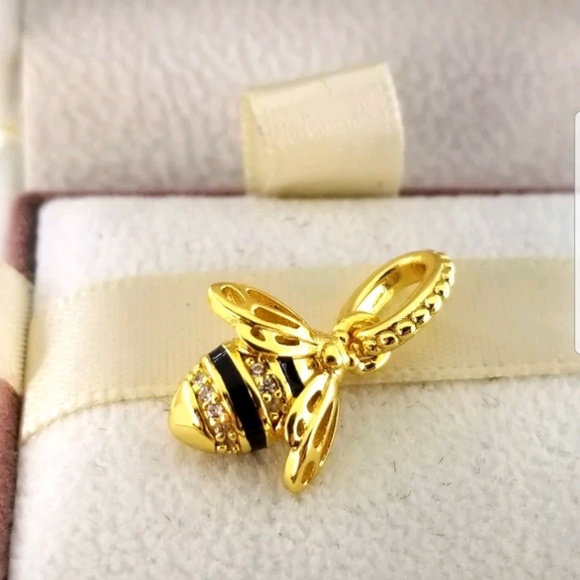 Pandora | Jewelry | New Pandora Queen Bee Dangle Charm | Poshmark